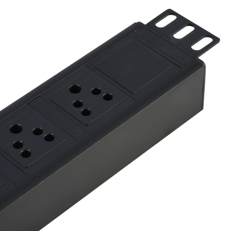 Presa di corrente PDU orizzontale Sudafrica da 19 pollici per montaggio ...